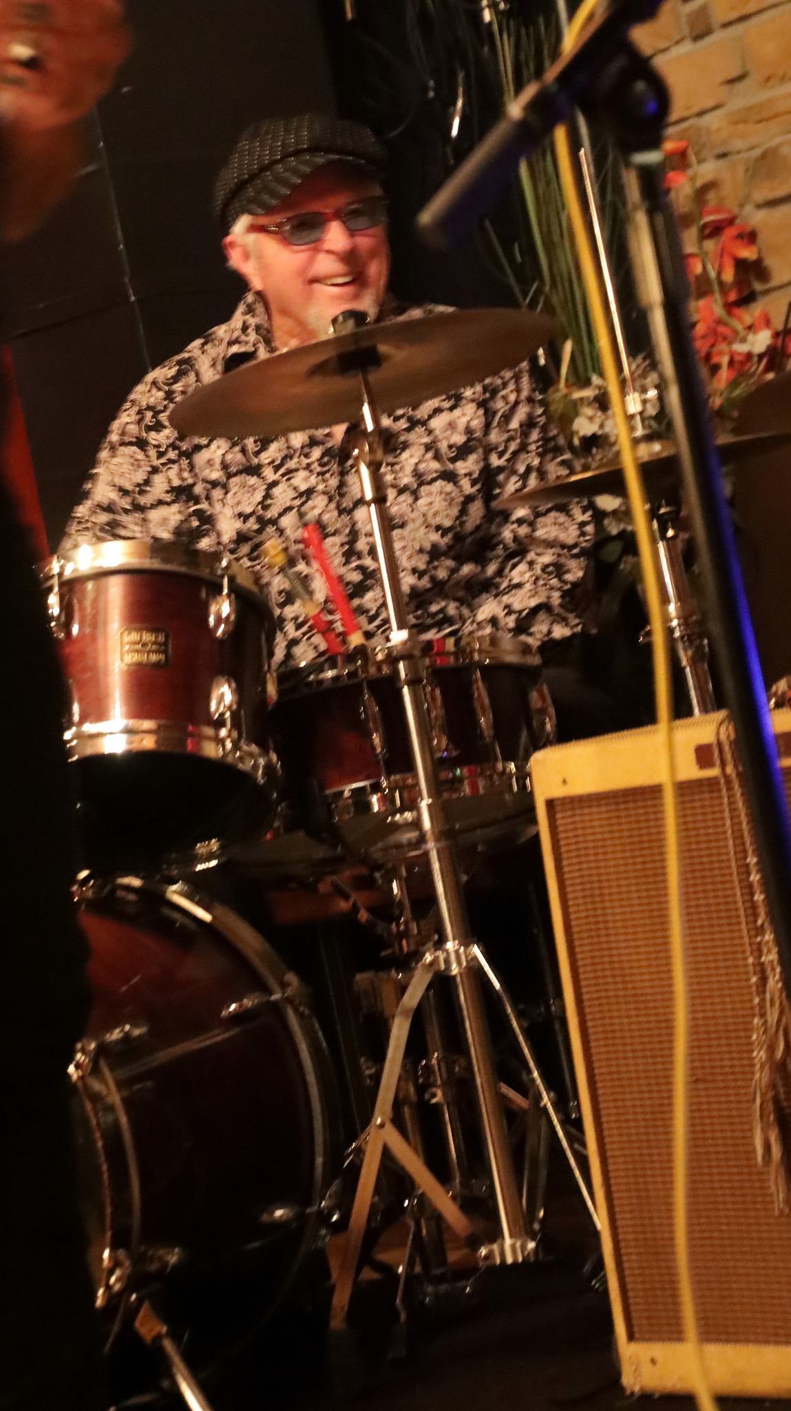 The Shakes – On Site Music